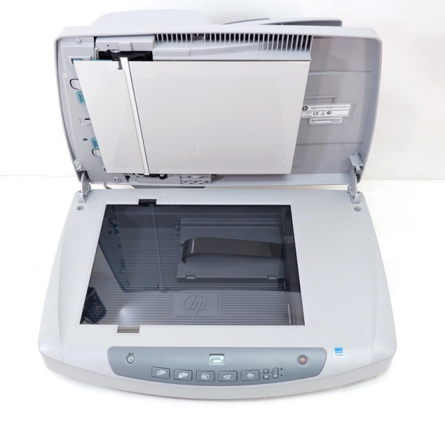 HP Scanjet 5590